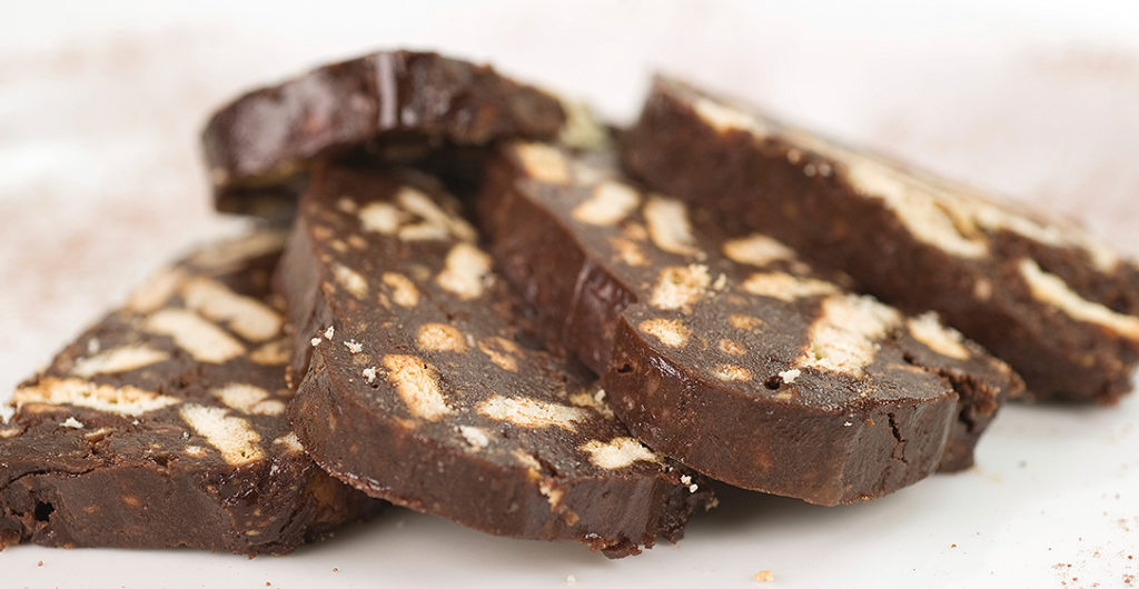 Como fazer Salame de Chocolate Tradicional