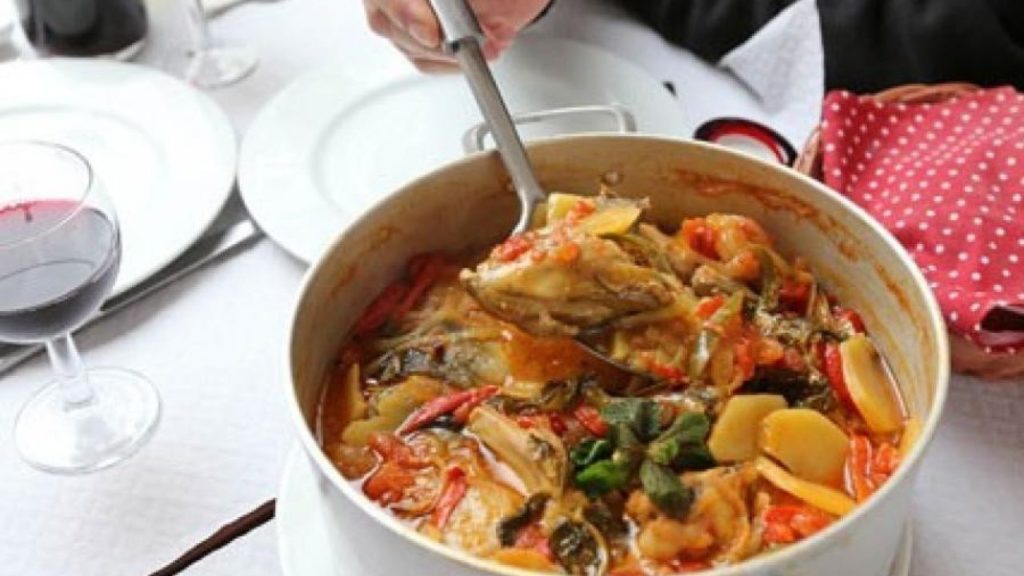 Aprenda a fazer uma deliciosa caldeirada de peixe
