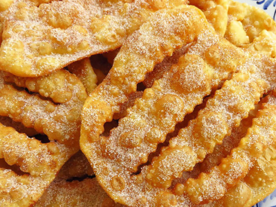 Receitas de filhós tradicionais, ou filhoses de Natal. Uma delícia!