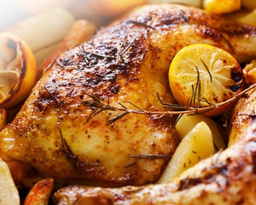 Saiba temperar frango para assar como um Chef
