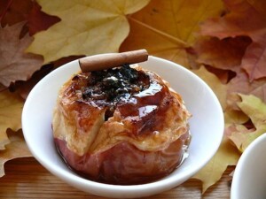 4 receitas de maçã assada com mel para comer e chorar por mais