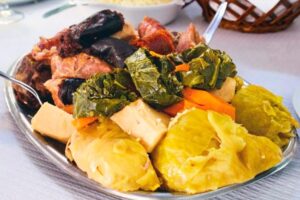 Receitas de Cozido à Portuguesa, um símbolo da gastronomia nacional