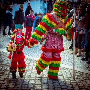 Caretos de Podence: os homens mascarados e barulhentos!