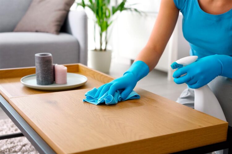 Aprenda a limpar madeira com métodos simples e eficazes