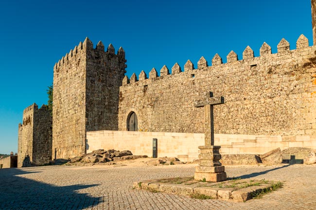 12 castelos portugueses que muitos desconhecem